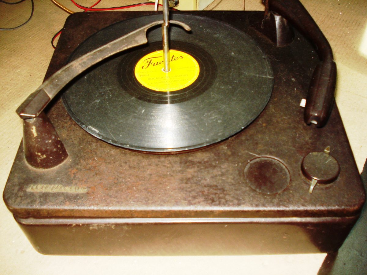 Historia del Tocadiscos: todo lo que desconoces de él